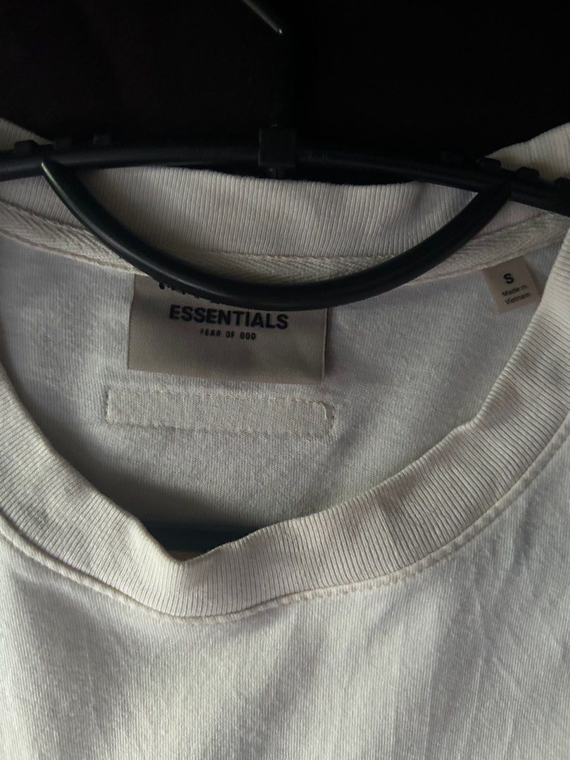 Fear of God Essentials SS20 Cream Tee, Men's Fashion, Tops & Sets ...