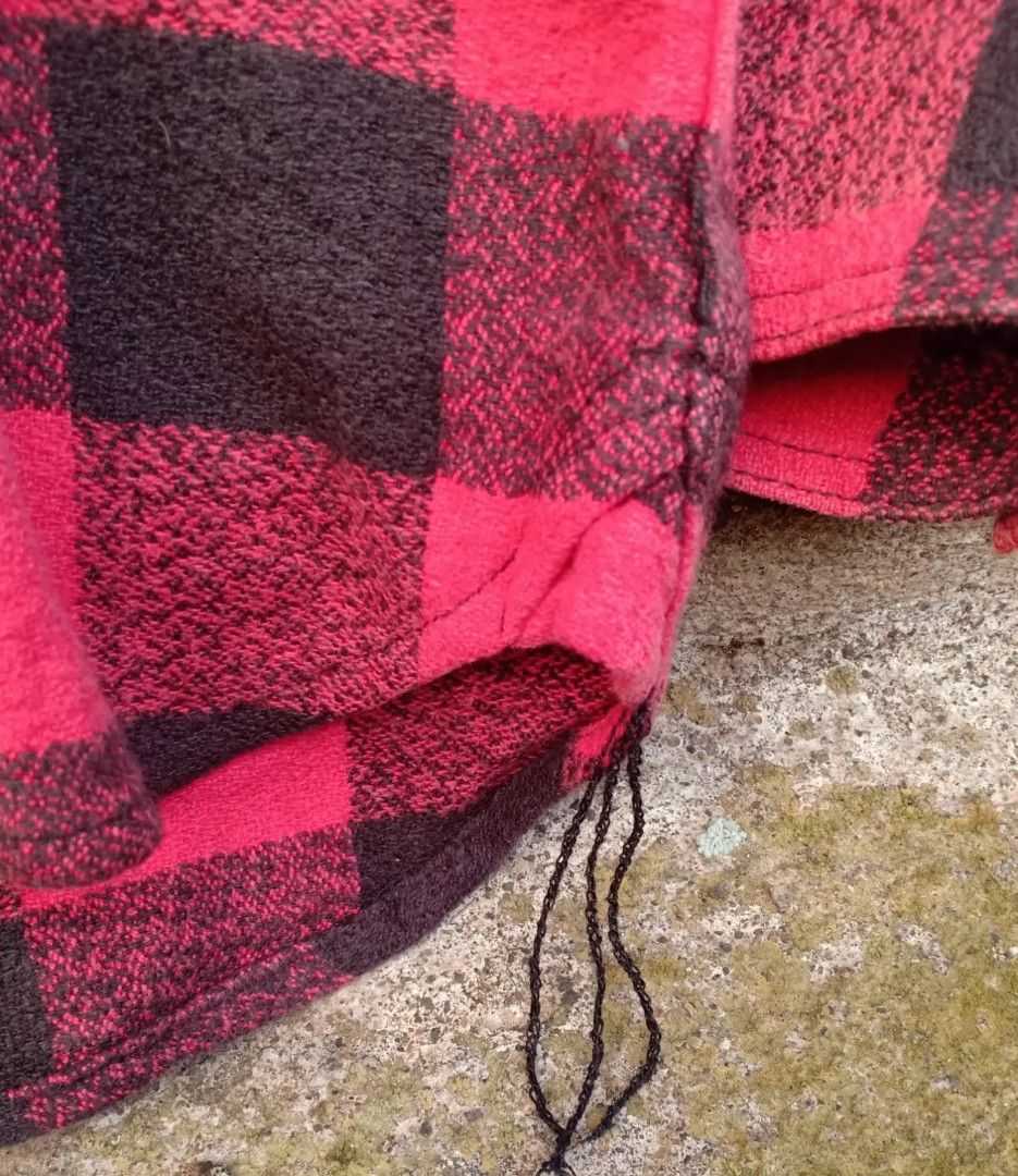 Flannel Ben Davis, Fesyen Pria, Pakaian , Atasan di Carousell