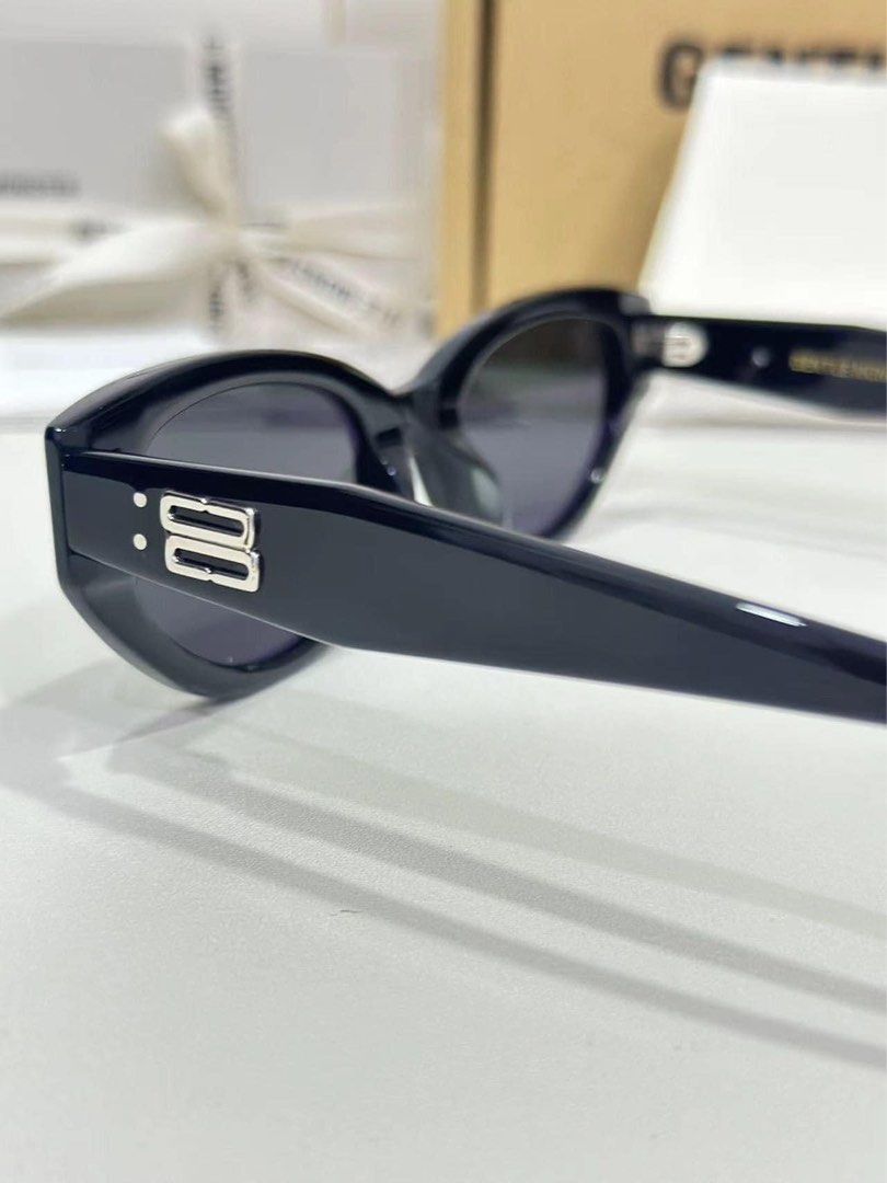 Gentle Monster Rococo 01 Sunglass with Box Set, Women's Fashion ...