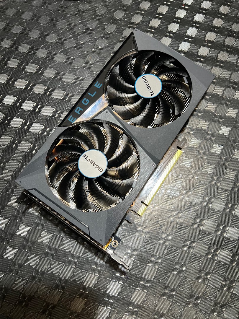 GIGABYTE GeFORCE rtx 3050 EAGLE graphics card, Computers & Tech, Parts ...