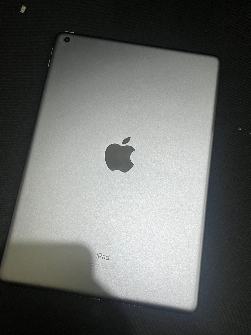 Ipad 9th Gen, Mobile Phones & Gadgets, Tablets, iPad on Carousell