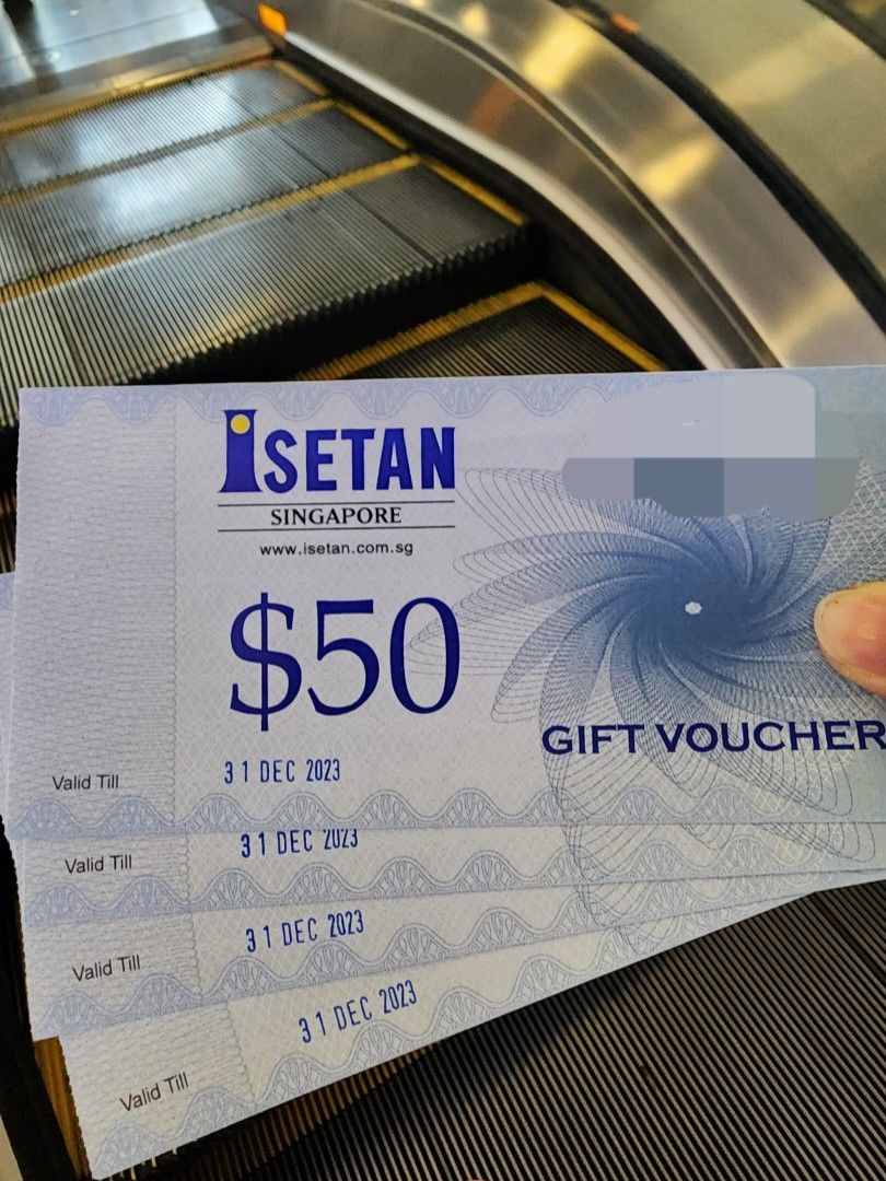 Isetan Voucher $200, Tickets & Vouchers, Vouchers on Carousell