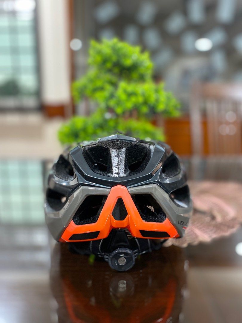 Kabuto Volzza Cycling Helmet, Sports Equipment, Bicycles & Parts, Parts ...