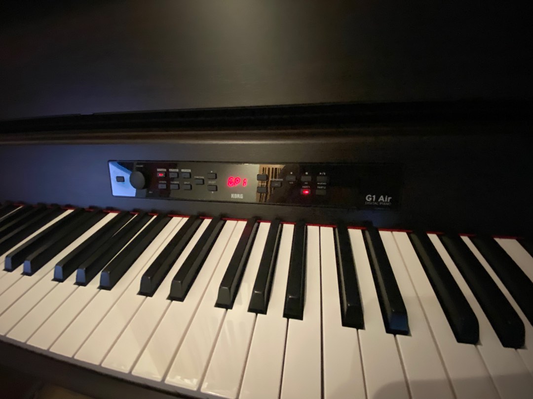 Korg G1 Air Digital Piano, Hobbies & Toys, Music & Media, Musical ...