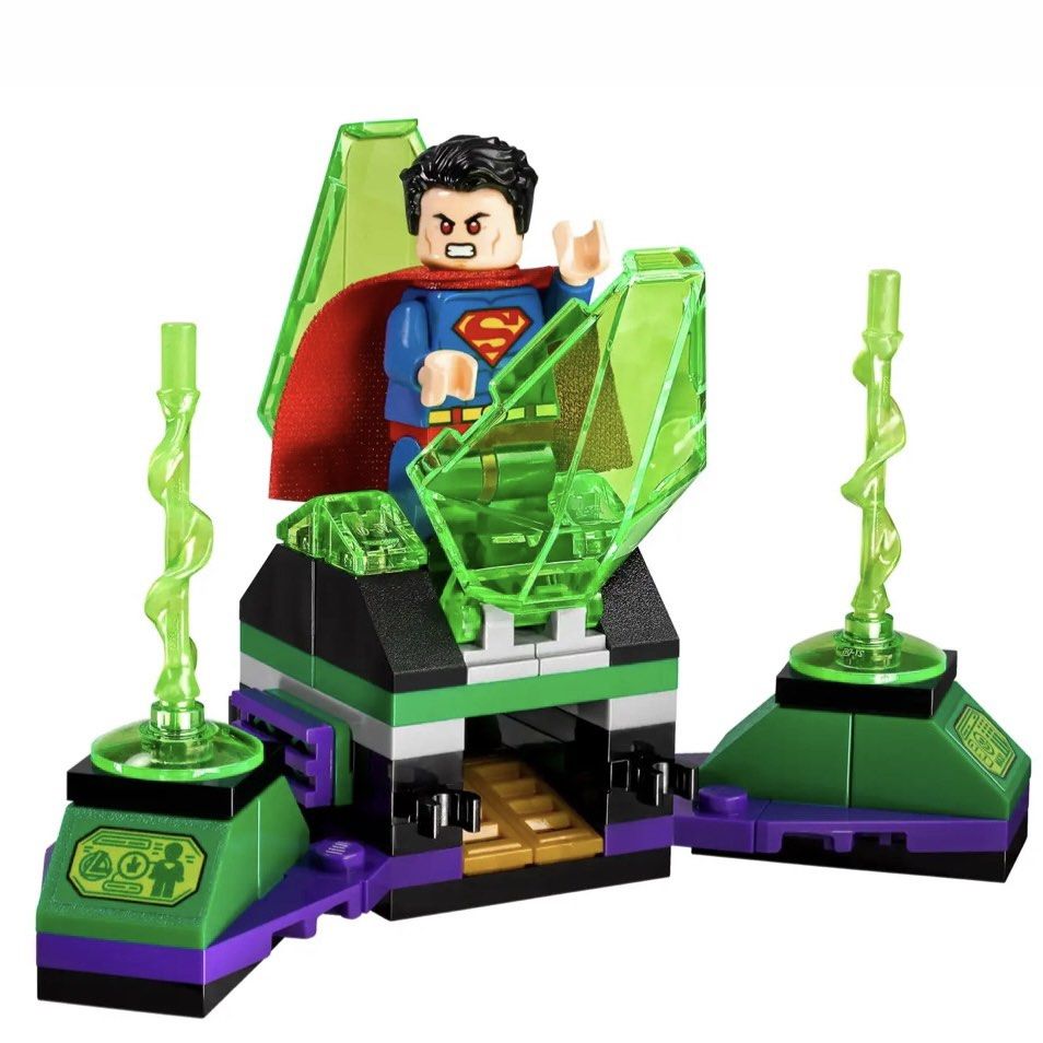 LEGO Lobo v Superman set | Superheroes | DC Comics | Justice League ...