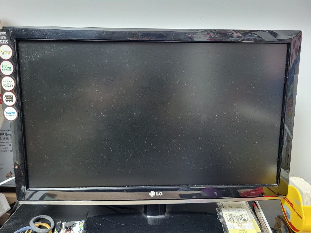 LG mon 22寸, 電腦＆科技, 電腦周邊及配件, 電子屏幕 - Carousell