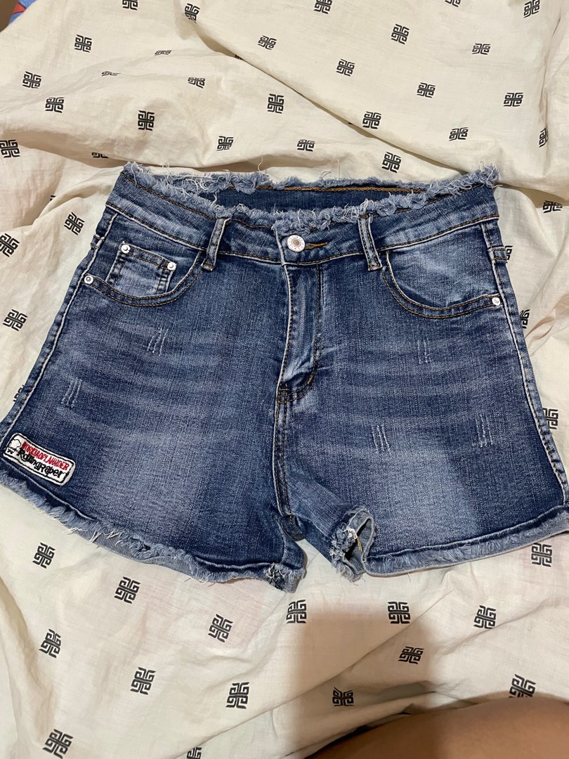 Maong Short, Women's Fashion, Bottoms, Shorts on Carousell