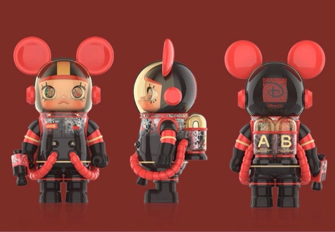 Mega Space Molly Disney 100th Anniversary 400%, 興趣及遊戲, 玩具 & 遊戲類 - Carousell