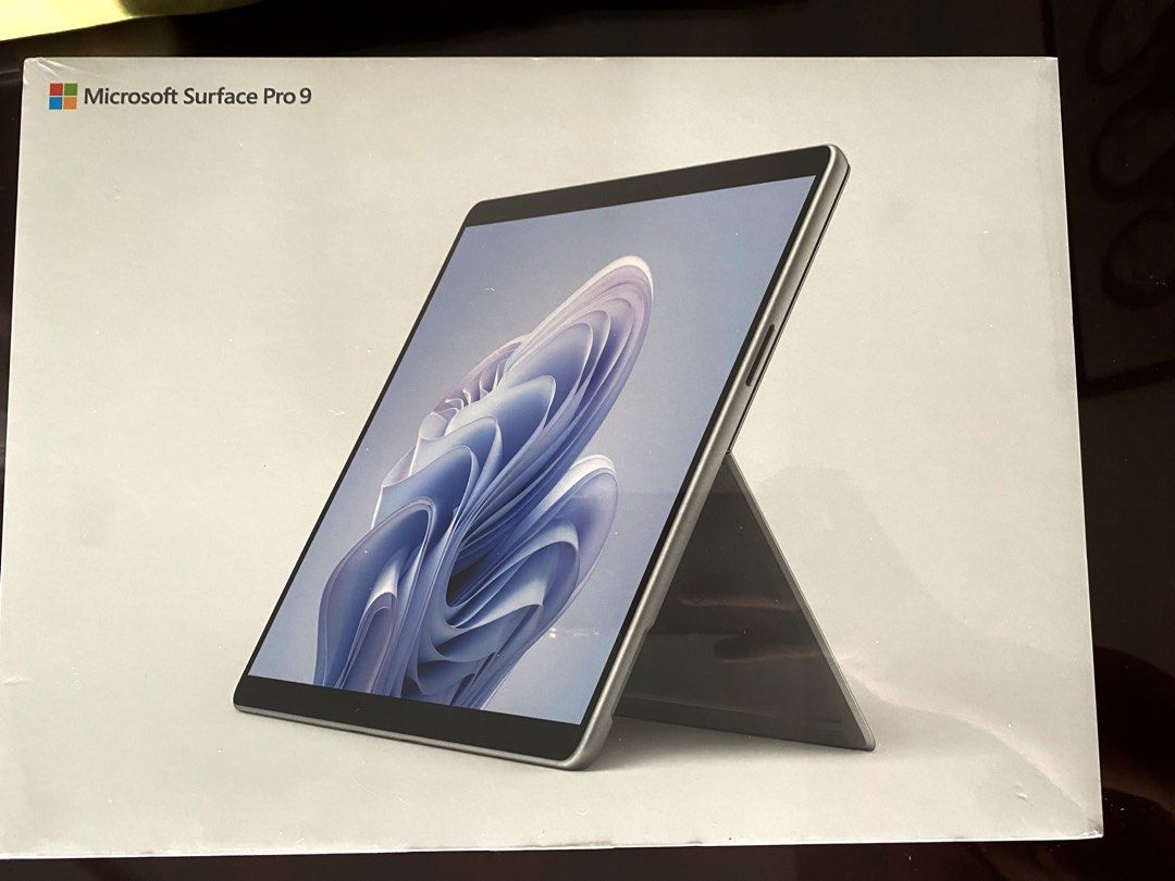 Microsoft Surface Pro 9, Computers & Tech, Laptops & Notebooks on Carousell
