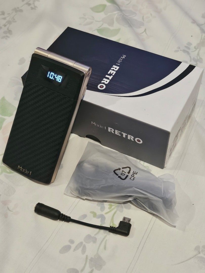 MODE 1 Retro MD-02P Japanese Android Clamshell Flip Phone, Mobile ...