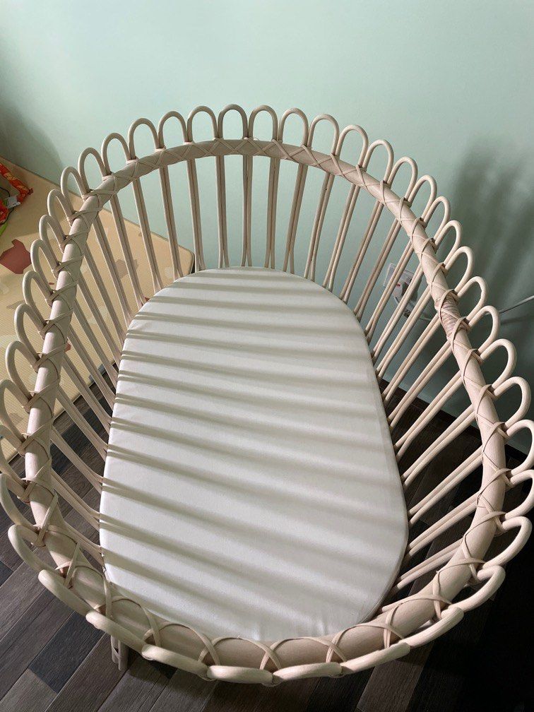 Momiji Kids Gerhana crib, Babies & Kids, Baby Nursery & Kids Furniture ...