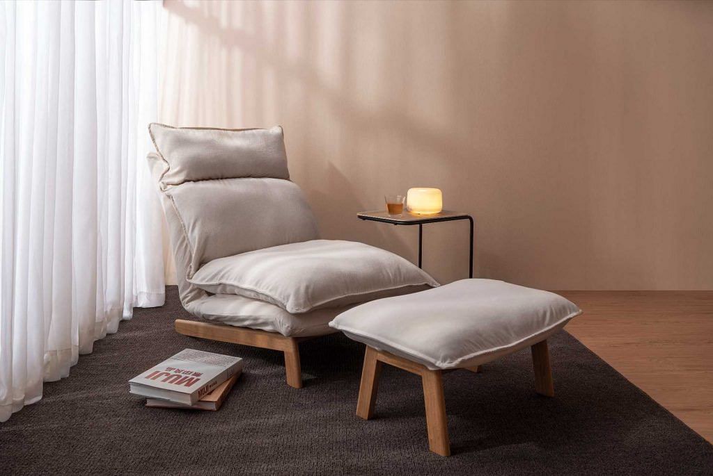 Muji style lounge chair recliner, Furniture & Home Living, Furniture ...