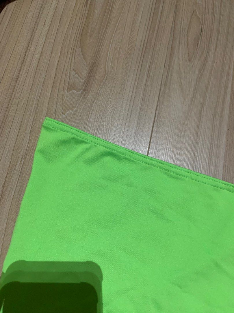 Neon Green Tube Top, Women's Fashion, Tops, Sleeveless on Carousell