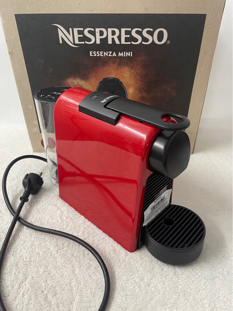 Nespresso Inissia Mini Red, TV & Home Appliances, Kitchen Appliances ...