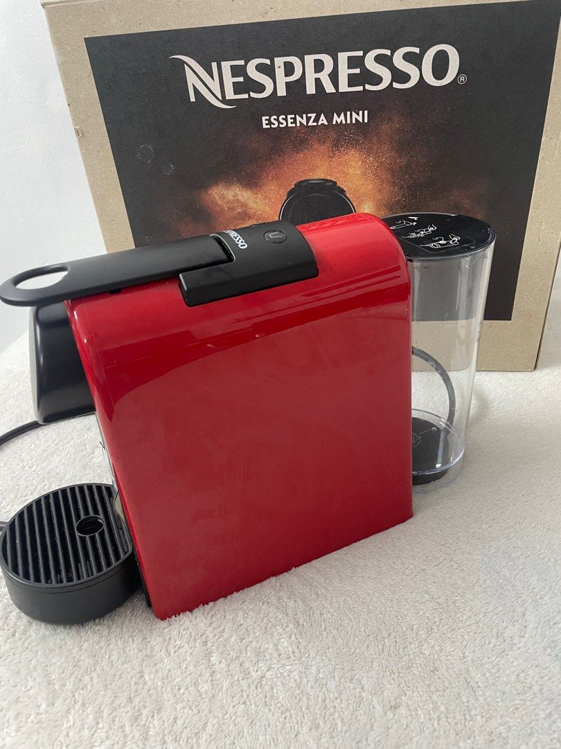 Nespresso Inissia Mini Red, TV & Home Appliances, Kitchen Appliances ...