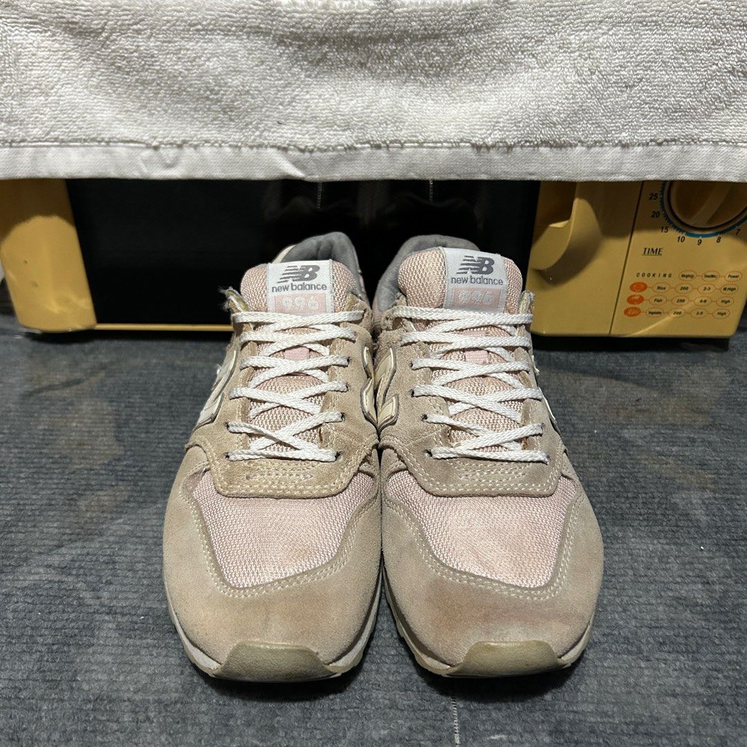 NEW BALANCE 996, Women's Fashion, Footwear, Sneakers on Carousell