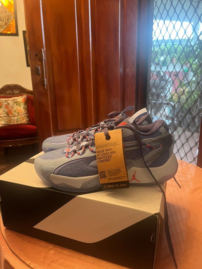Nike Jordan Luca 2, Fesyen Pria, Sepatu , Sneakers di Carousell