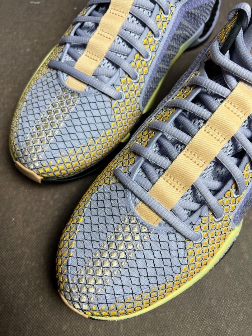Nike Sabrina 1 EP 薩佈麗娜一代 低幫實戰籃球鞋 男女同款, 女裝, 鞋, 波鞋 - Carousell