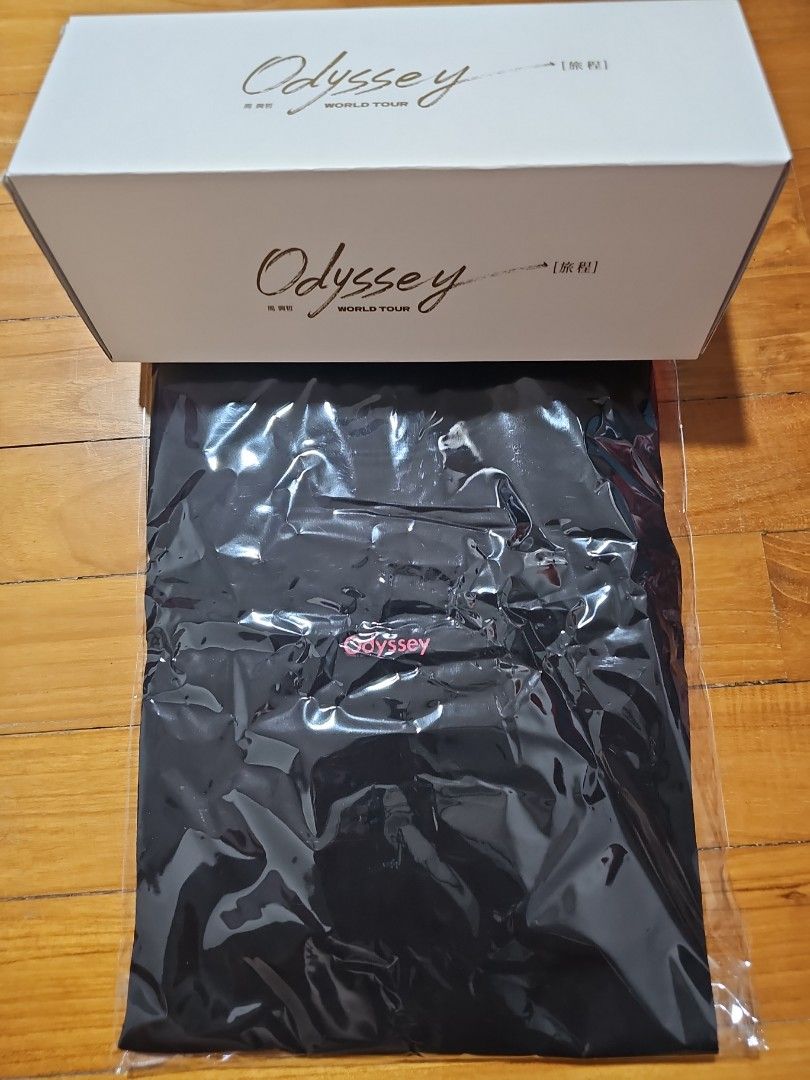 Eric Chou Odyssey World Tour T-Shirt + Light Stick, Hobbies & Toys ...