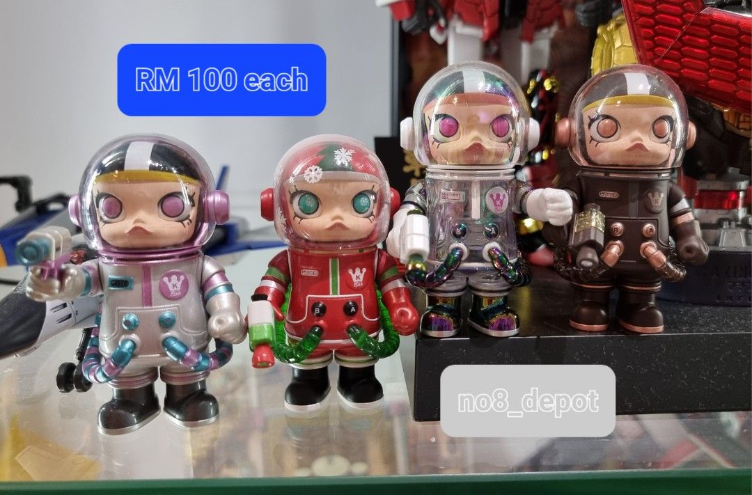 【Pre-loved】 Blind Box collection- "Molly 100" , 4 types special designs ...