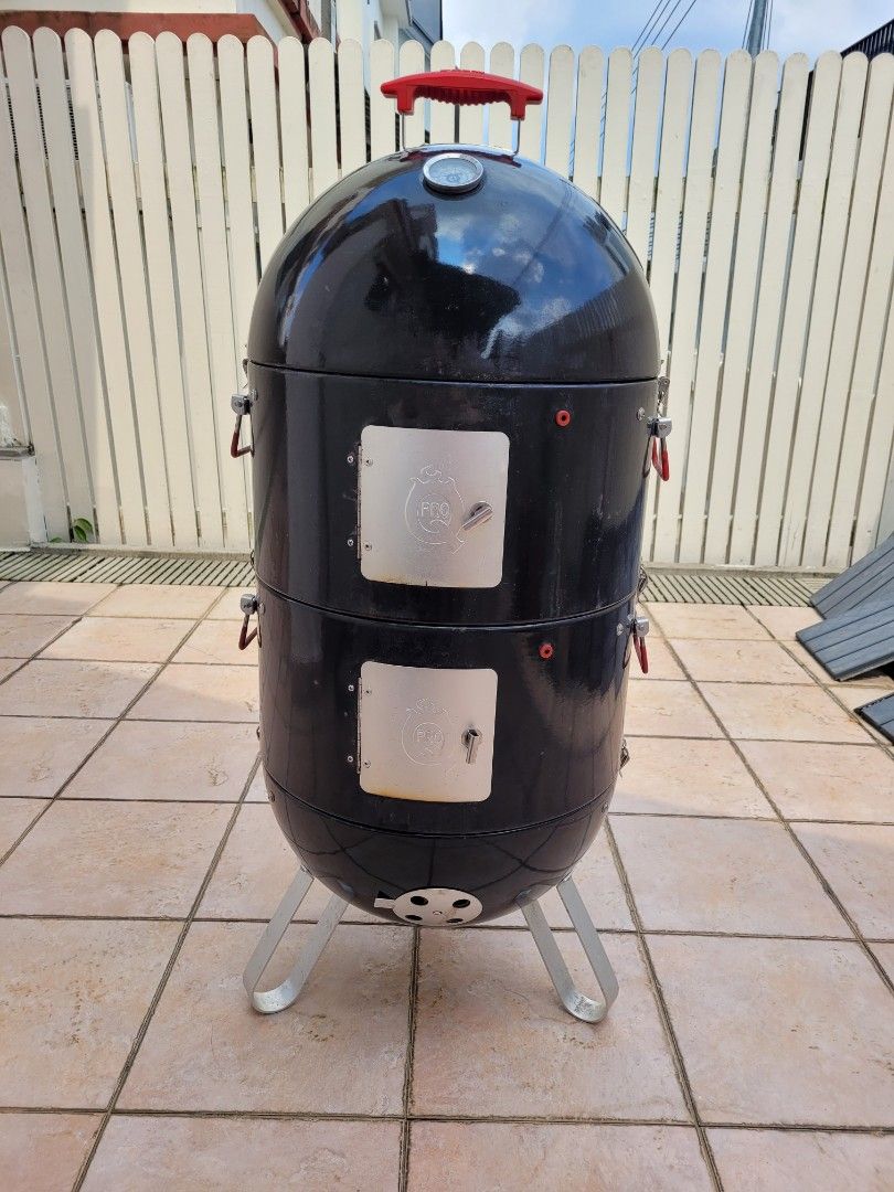 ProQ Frontier BBQ smoker and grill, TV & Home Appliances, Kitchen ...