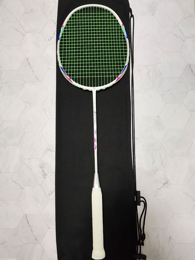 Protech Aerial 1000 Badminton Racket, Sports Equipment, Sports & Games, Racket & Ball Sports on ...