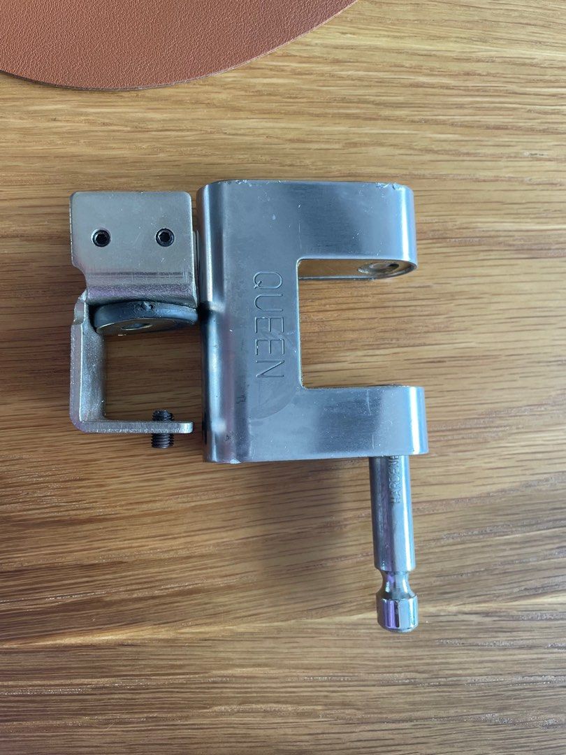 Queen heavy duty gate lock and regular padlock, Furniture & Home Living ...