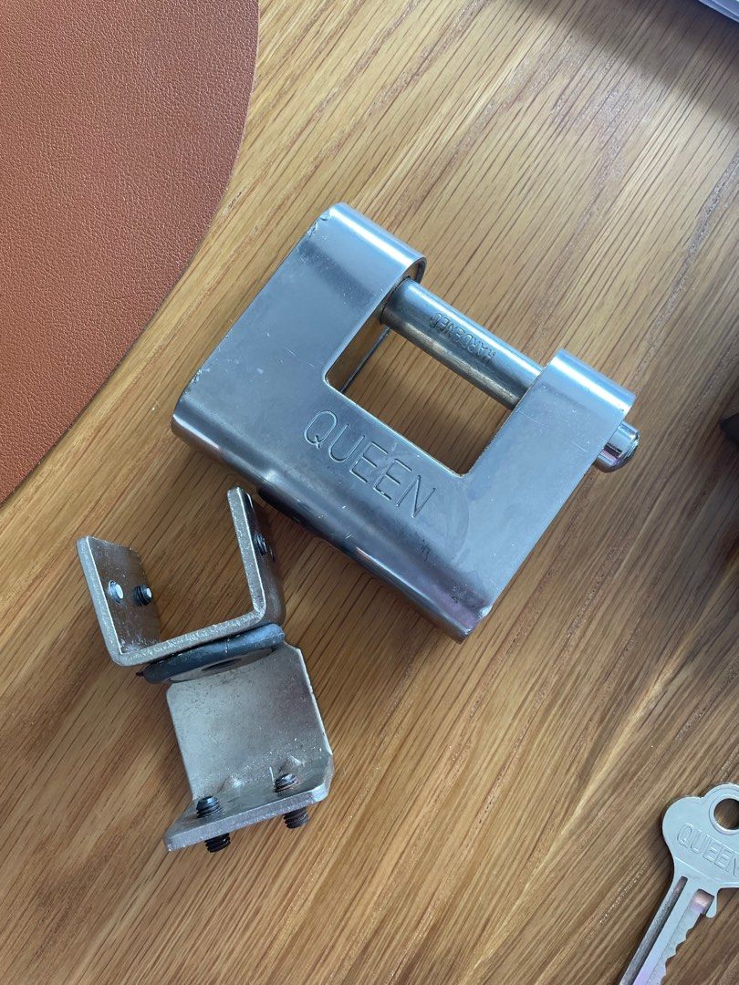 Queen heavy duty gate lock and regular padlock, Furniture & Home Living ...