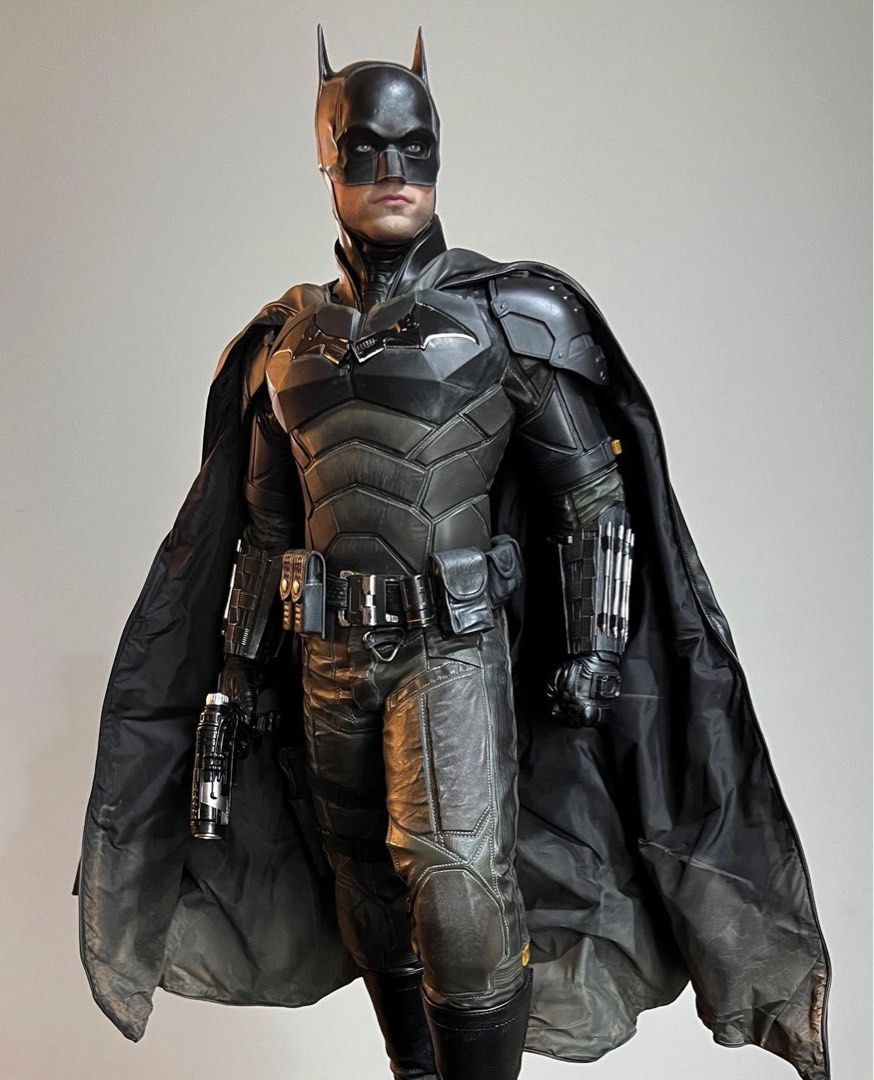 Queen Studios The Batman 1/3 scale deluxe, Hobbies & Toys, Toys & Games ...