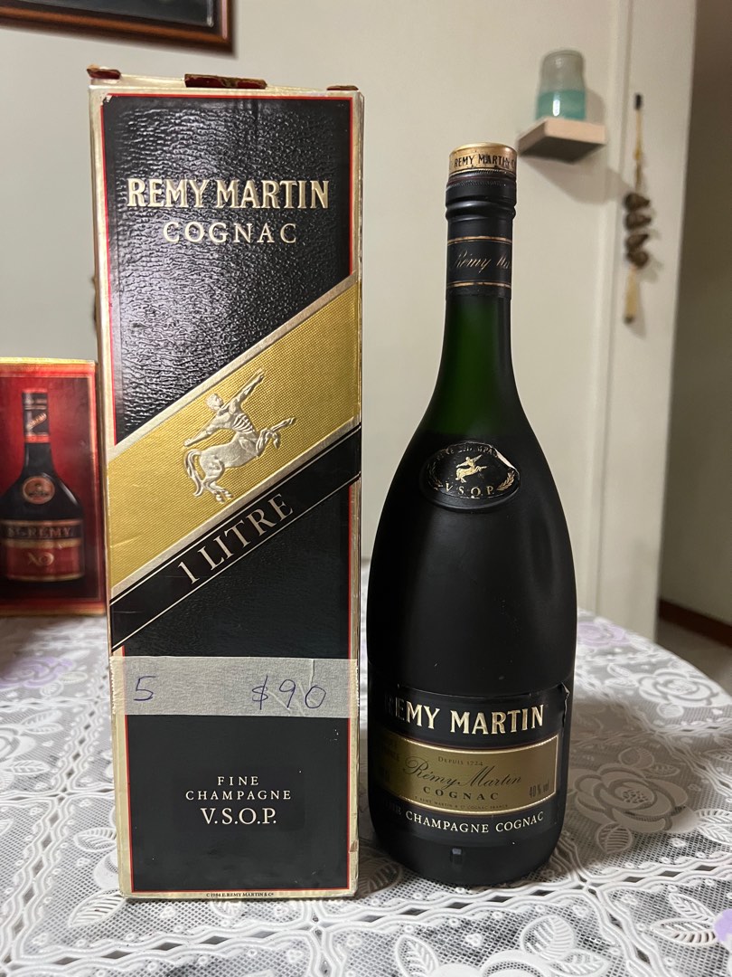 Remy Martin champagne Cognac, Food & Drinks, Alcoholic Beverages on Carousell