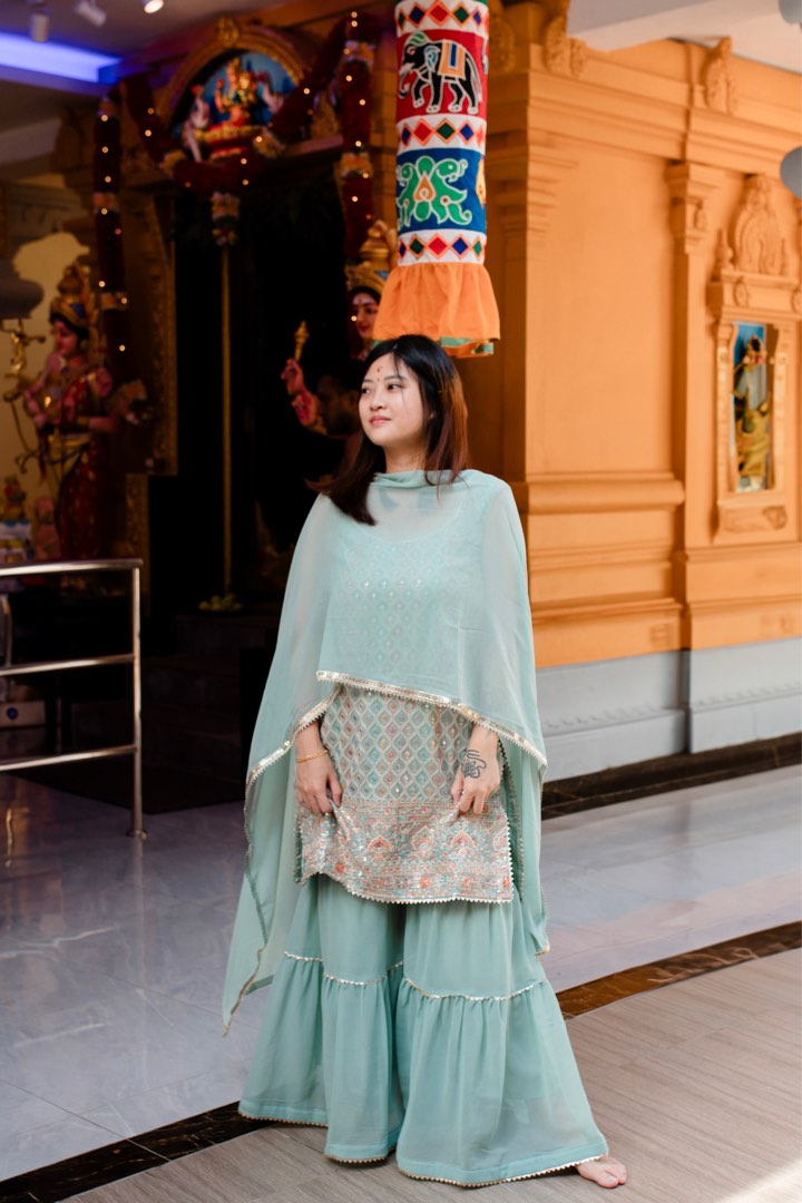 RENTAL SEWA Indian outfit for rent sewa saree lengha sharara Punjabi ...