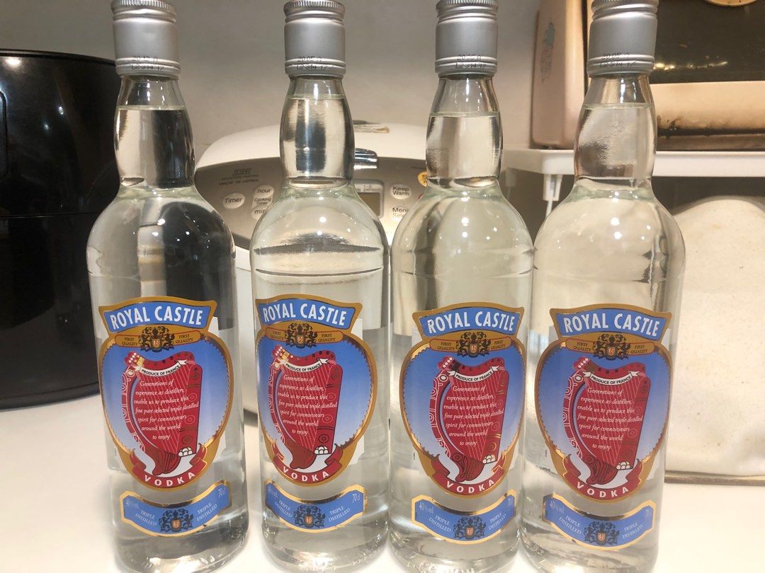 Royal Castle Vodka, 嘢食 & 嘢飲, 酒精飲料 - Carousell