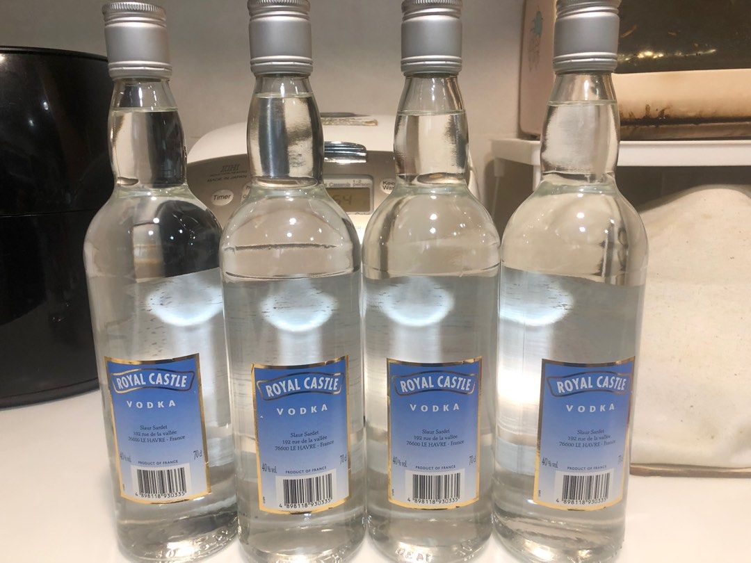 Royal Castle Vodka, 嘢食 & 嘢飲, 酒精飲料 - Carousell