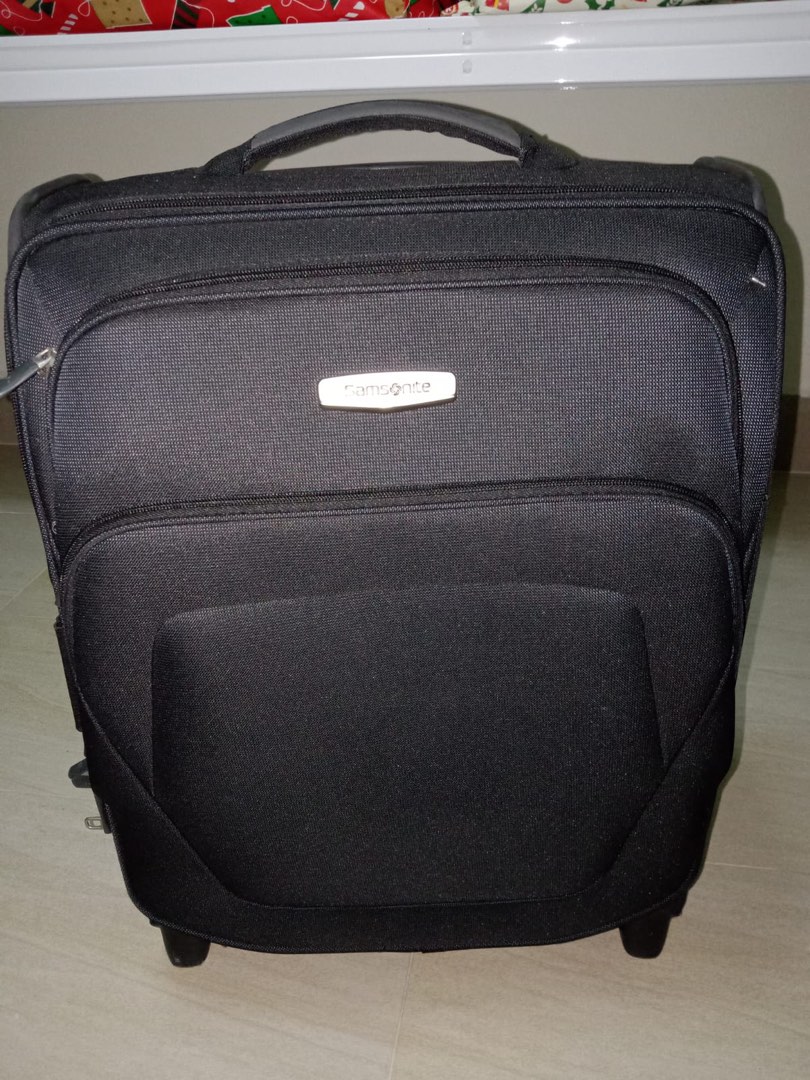 Samsonite cabin luggage, Hobbies & Toys, Travel, Luggage on Carousell