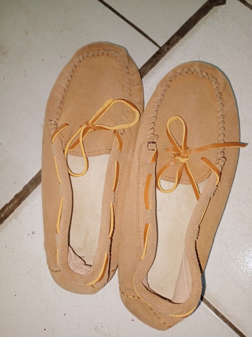 Sepatu kulit Suede, Fesyen Pria, Sepatu , Sepatu Formal di Carousell