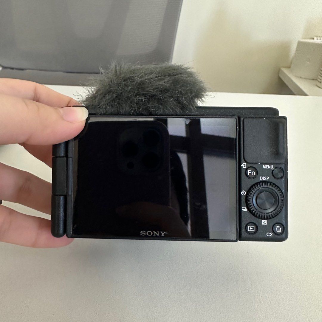 Sony ZV-1 / ZV1 Vlogging Camera, Photography, Cameras on Carousell
