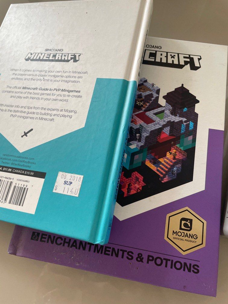 the minecraft guide collection, 興趣及遊戲, 書本 & 文具, 小朋友書 - Carousell
