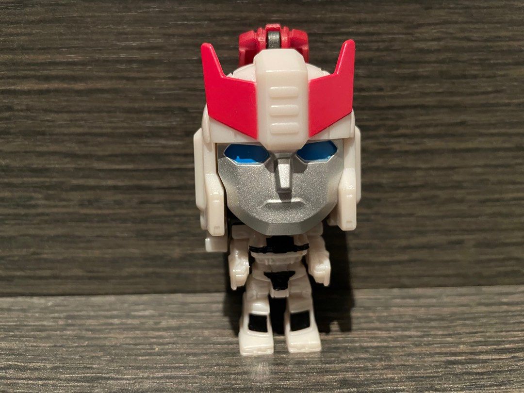 Transformers Generations alt-mode Prowl, Hobbies & Toys, Toys & Games ...