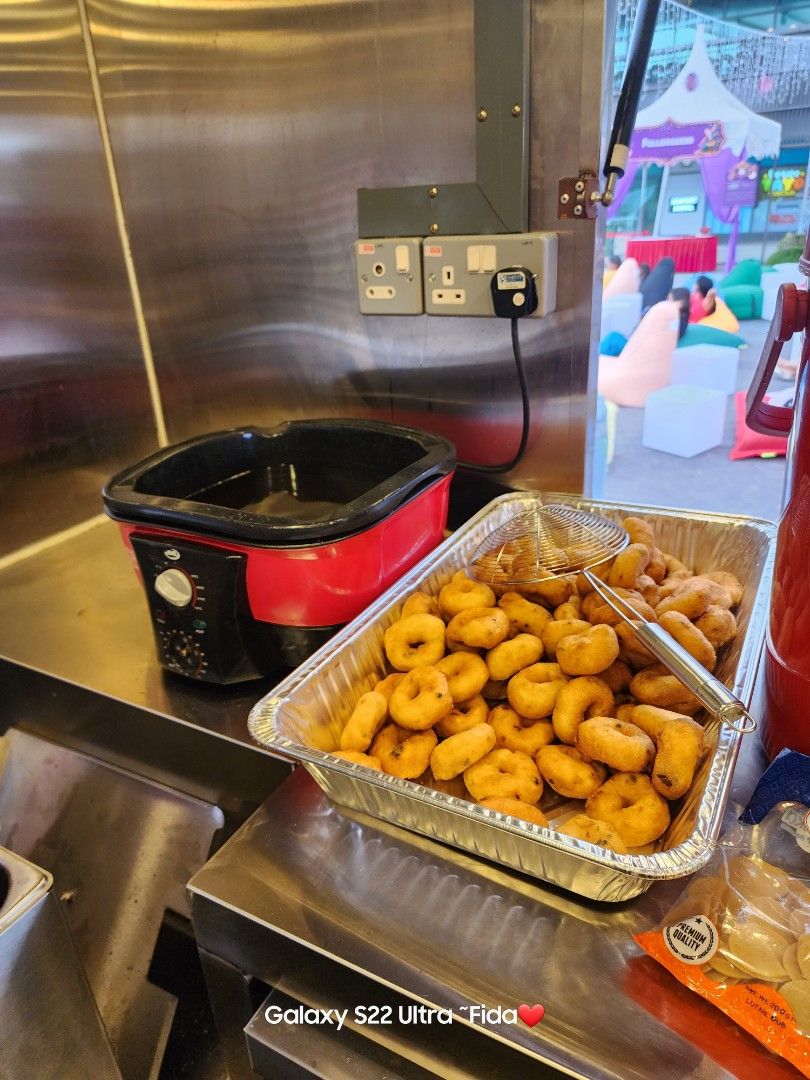 Tri-Bo Live Station Package - Teh Tarik, Wadei and Pani Puri, Food ...