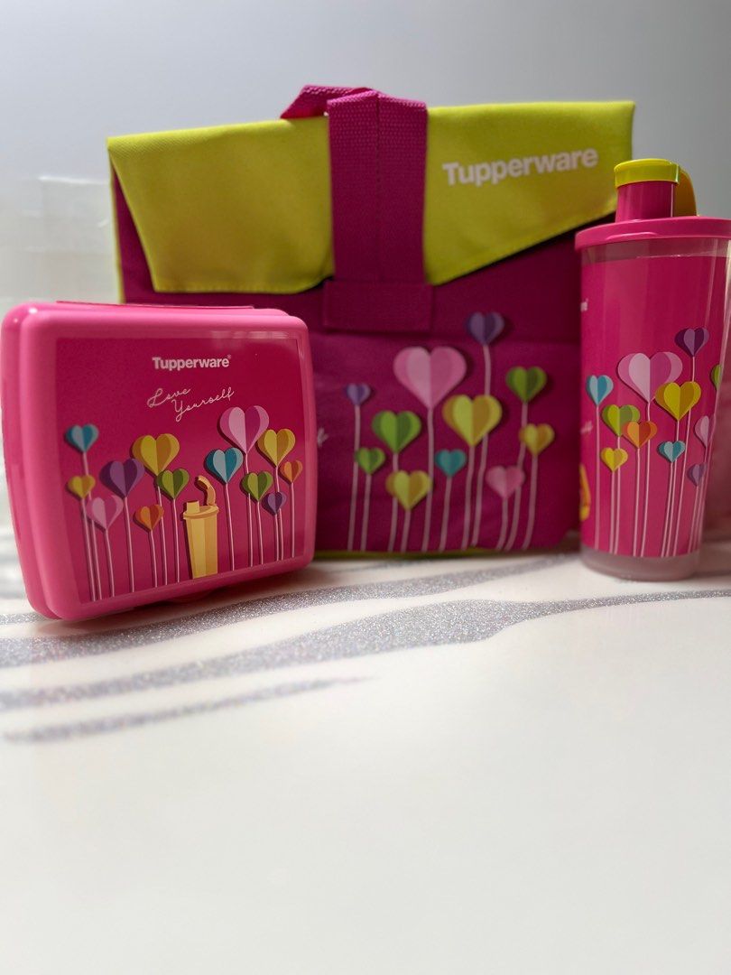 Tupperware Trendy Lunch Set ( Giant Tumbler / Sandwich Keeper / Lunch ...