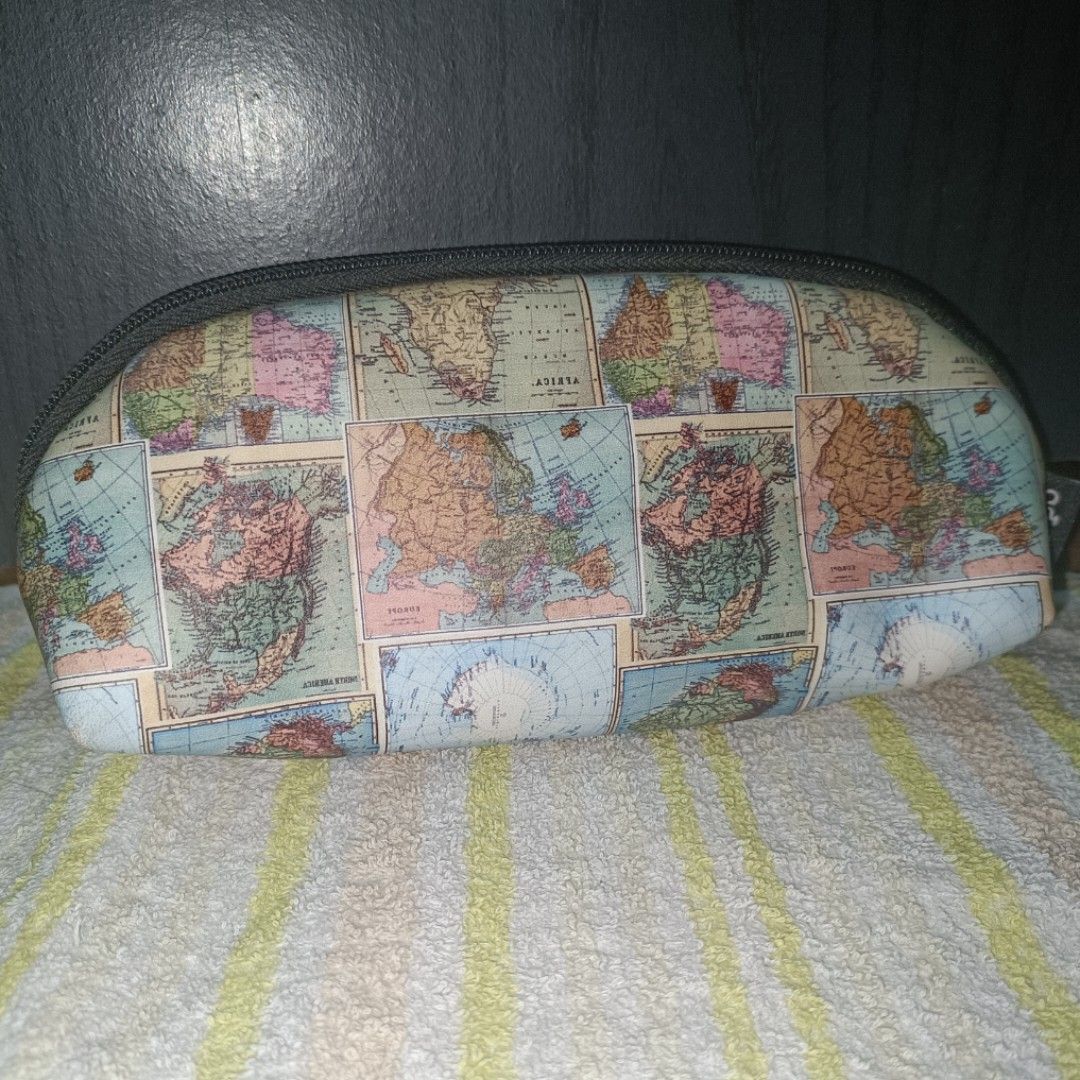 TYPO Curved Pencil Case (World Map Design), Hobbies & Toys, Stationery ...