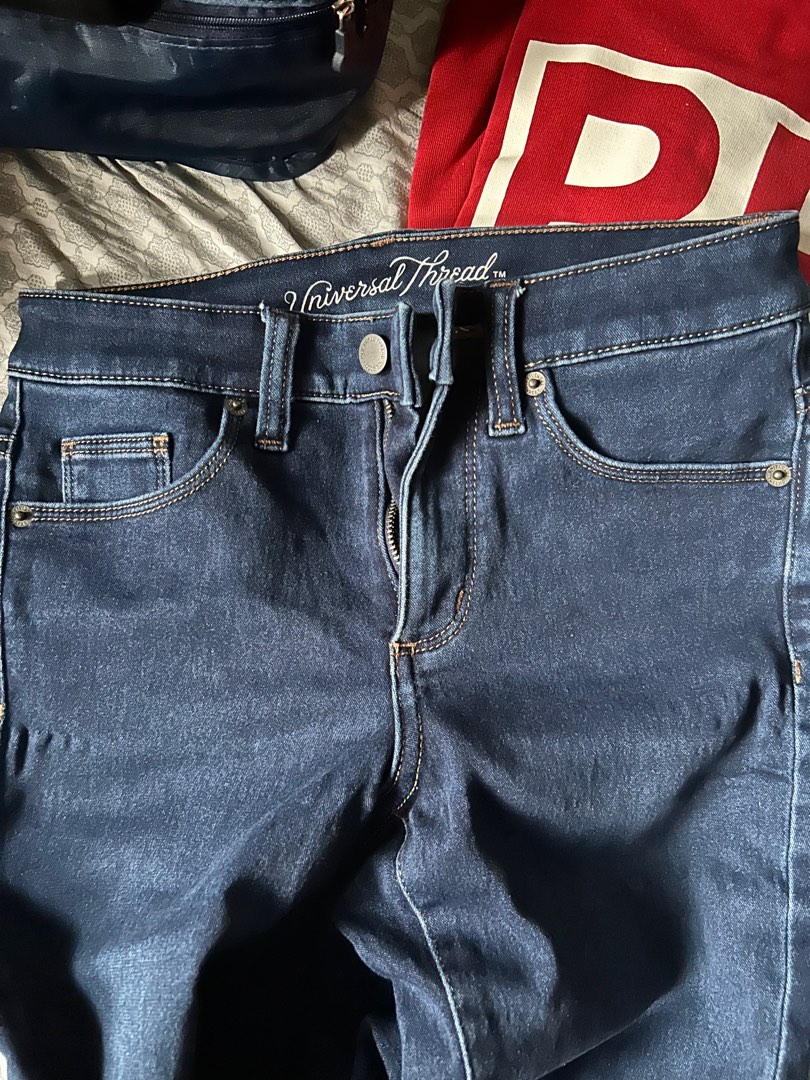 Universal Thread Skinny Jeans, Women's Fashion, Bottoms, Jeans on Carousell