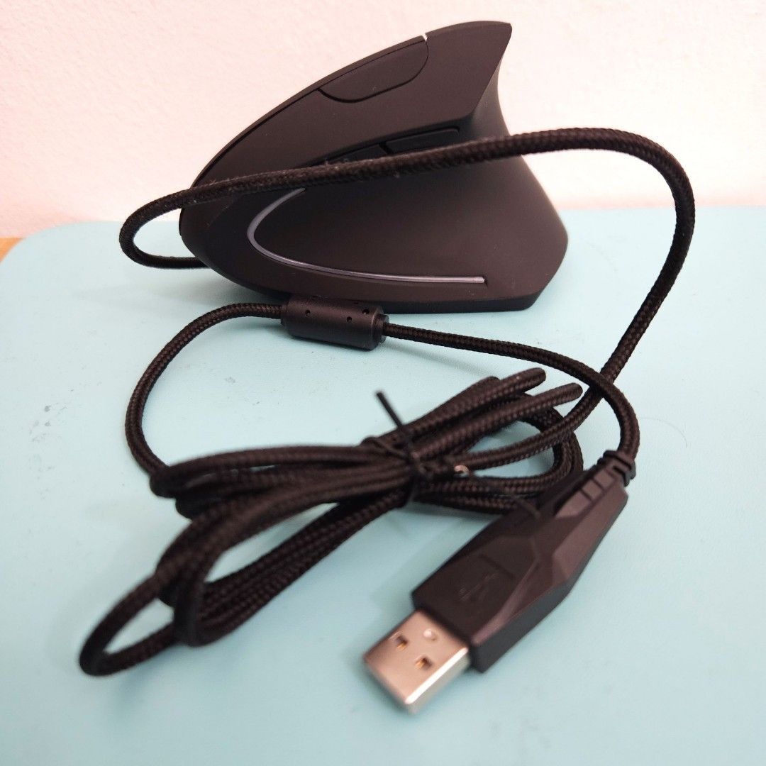 Vertical Mouse with Lights Colour Changing, Computers & Tech, Parts ...