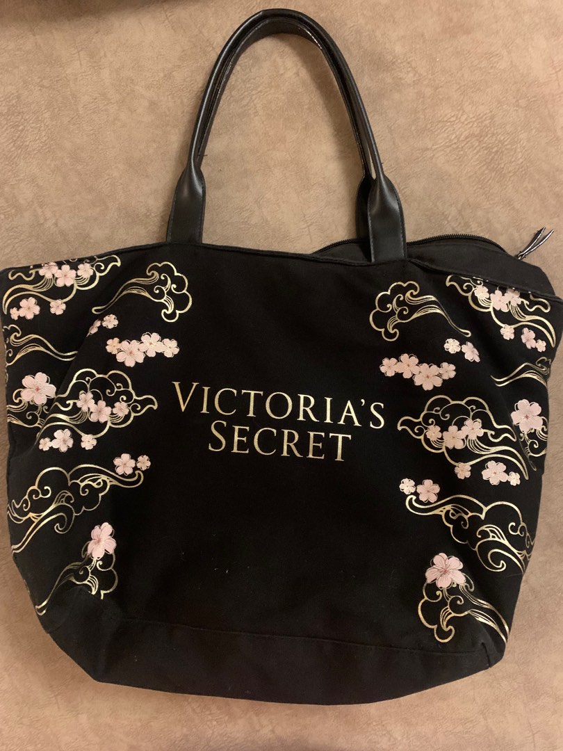 Victoria secret Shopping bag, Women's Fashion, Bags & Wallets, Tote ...