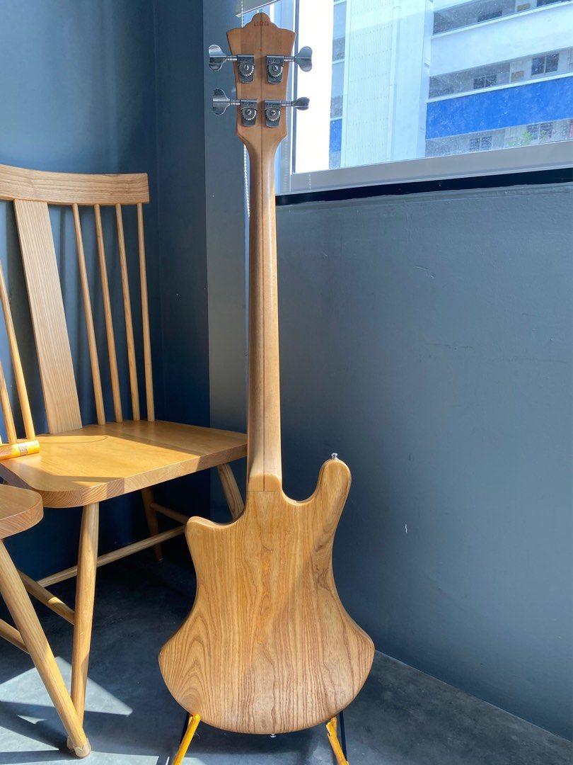 Vintage Guild B302-A bass guitar, Hobbies & Toys, Music & Media ...