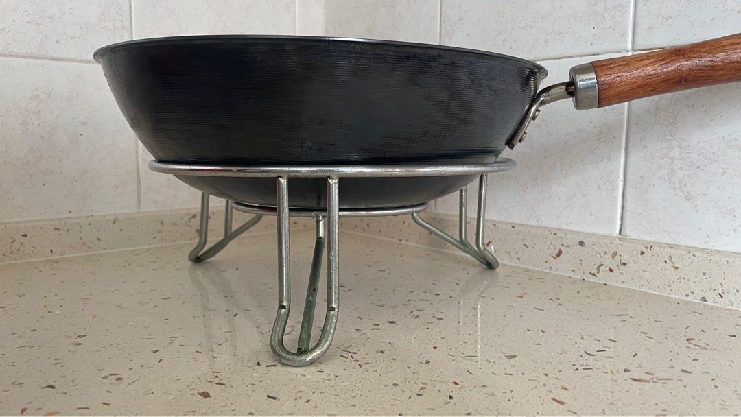 Wok Stand 26(D) x 10(H), Furniture & Home Living, Kitchenware ...