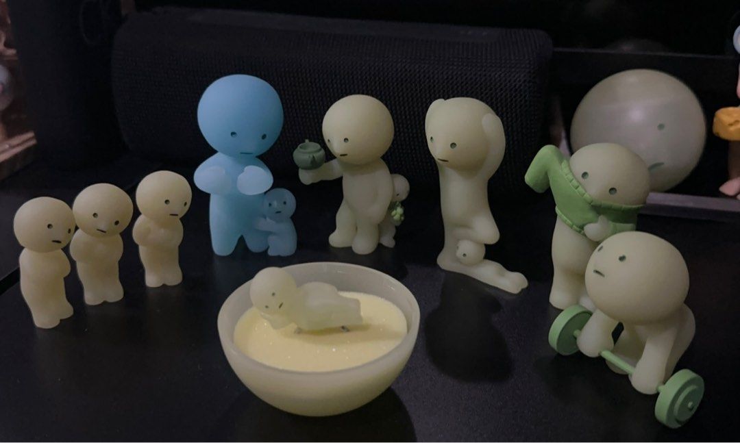 WTS LFB SMISKI dressing sweater exercising dumbbell group think smiski ...