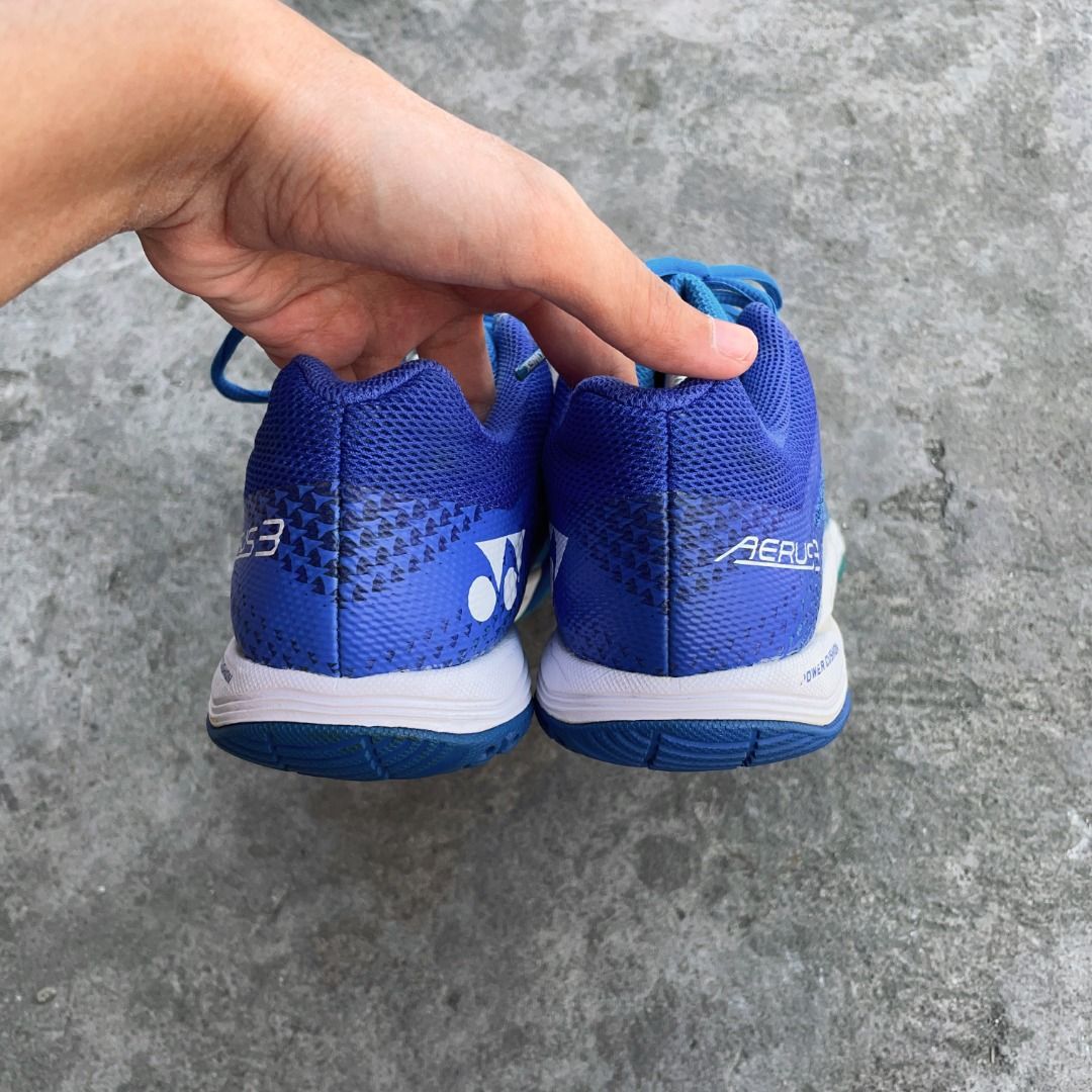 Yonex Power Cushion Aerus 3, Luxury, Sneakers & Footwear on Carousell