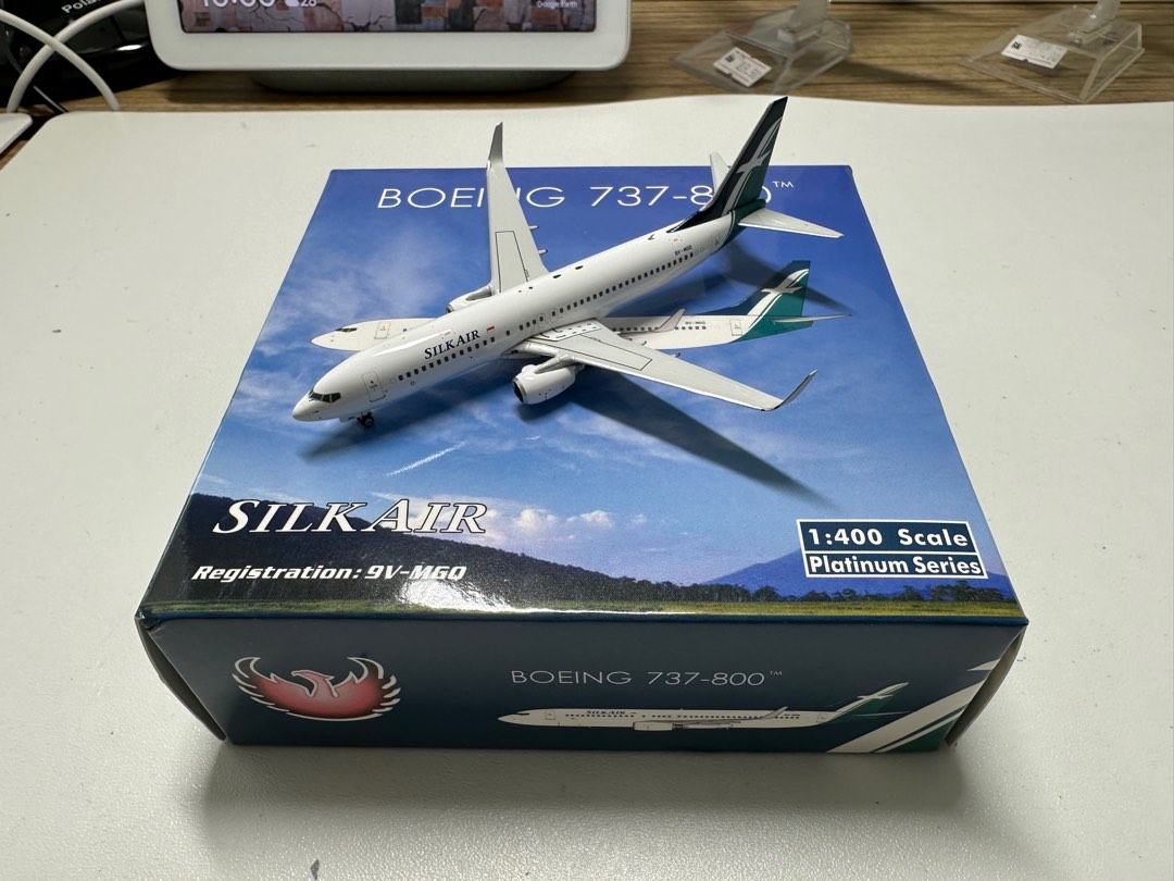 1:400 Phoenix SilkAir Boeing 737-800, Hobbies & Toys, Memorabilia ...