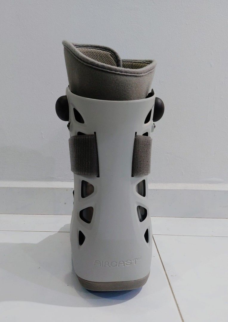 Aircast Boot (M), Health & Nutrition, Assistive & Rehabilatory Aids ...